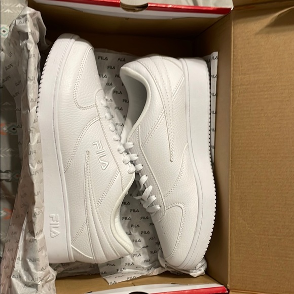 Fila | Shoes | Fila Allwhite Leather Sneakers | Poshmark